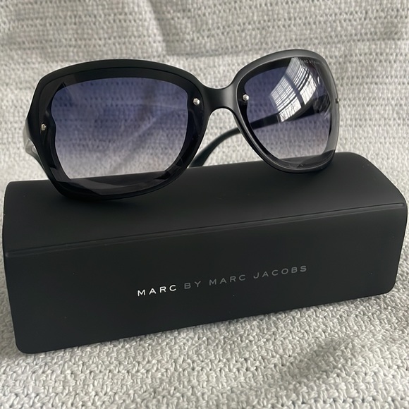 Marc By Marc Jacobs | Accessories | Marc By Marc Jacobs Sunglasses ...